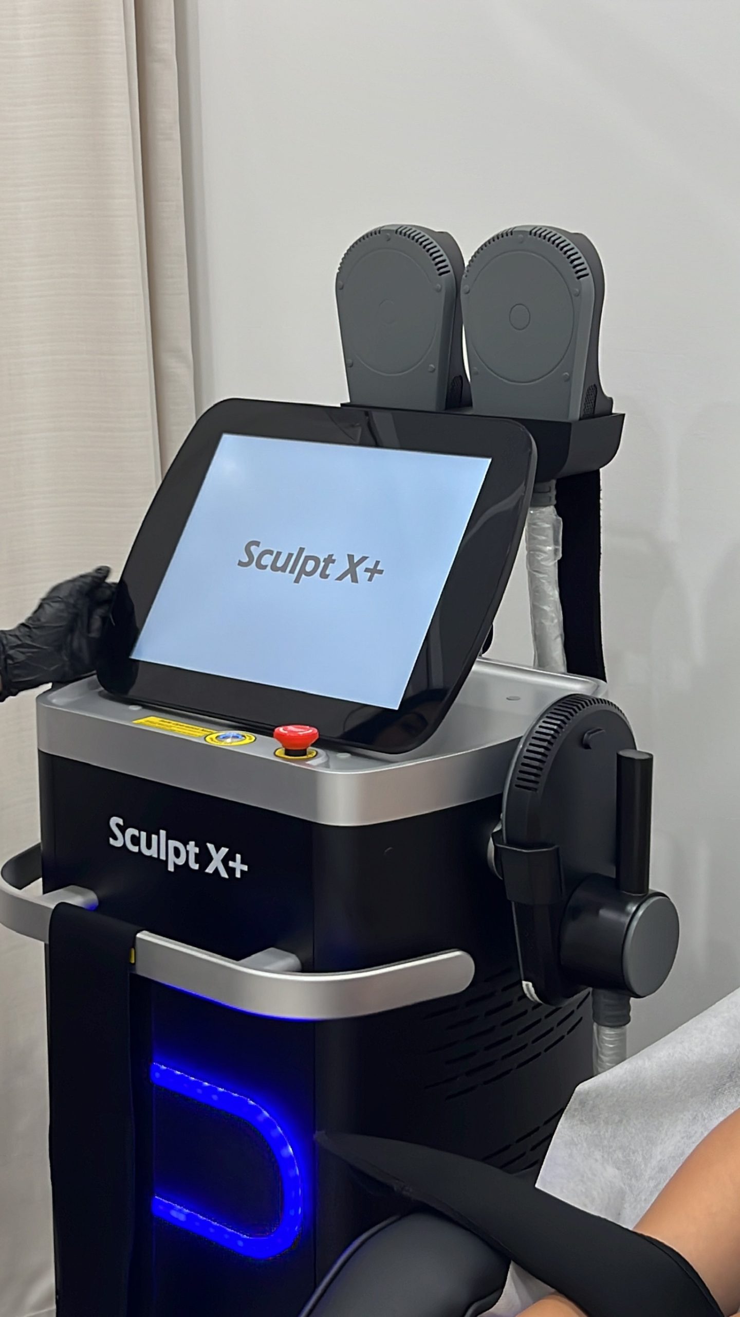 SculptX + EMS – Medlaser – Pre-owned Aesthetic Devices Marketplace
